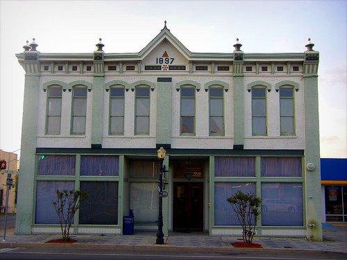 fitzgerald-hardware-building-ga-copyright-brian-brown | Vanishing ...