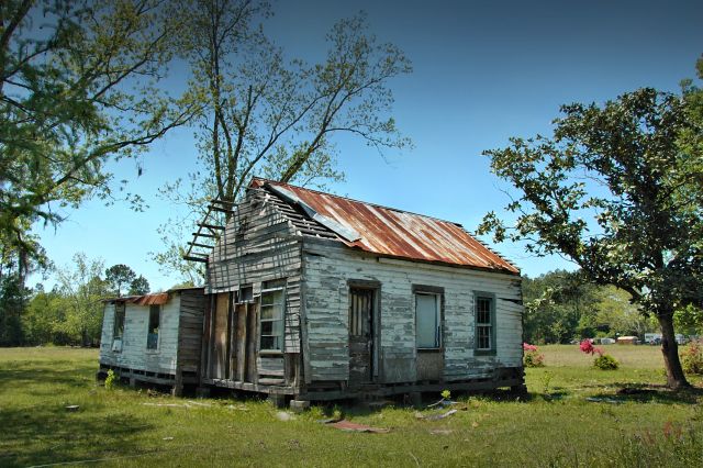 April | 2010 | Vanishing Georgia: Photographs by Brian Brown
