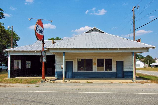 Mendes GA | Vanishing Georgia: Photographs by Brian Brown