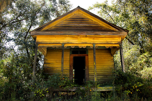 Ellabell GA Bryan County Vernacular Architecture Yellow Clapboard Faded ...