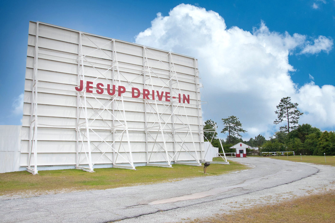 Jesup GA | Vanishing Georgia: Photographs by Brian Brown | Page 4