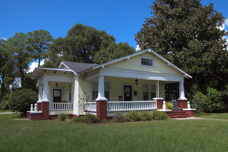 Claxton GA | Vanishing Georgia: Photographs by Brian Brown