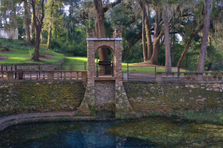 Radium Springs, Albany | Vanishing Georgia: Photographs by Brian Brown