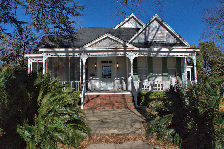 historic-waynesboro-ga-lawson-mobley-house-photograph-copyright-brian ...