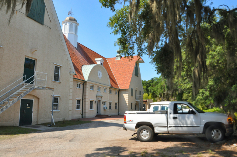 Reynolds Dairy Barn, 1936, Sapelo Island | Vanishing Georgia ...