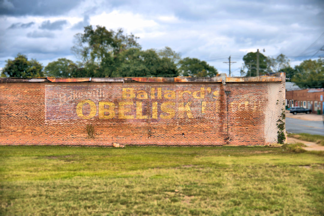 moultrie-ga-ballards-obelisk-flour-mural-photograph-copyright-brian ...