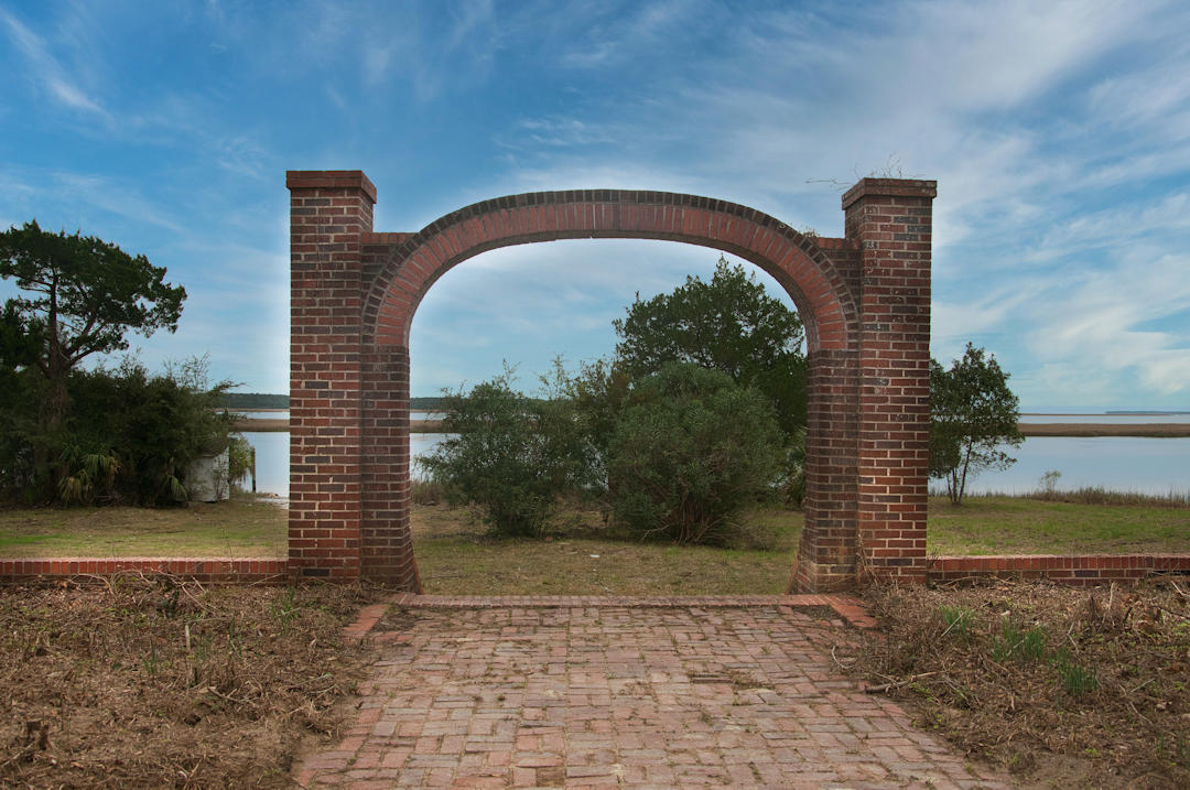 Remains of Sunbury Plantation | Vanishing Georgia: Photographs by Brian ...