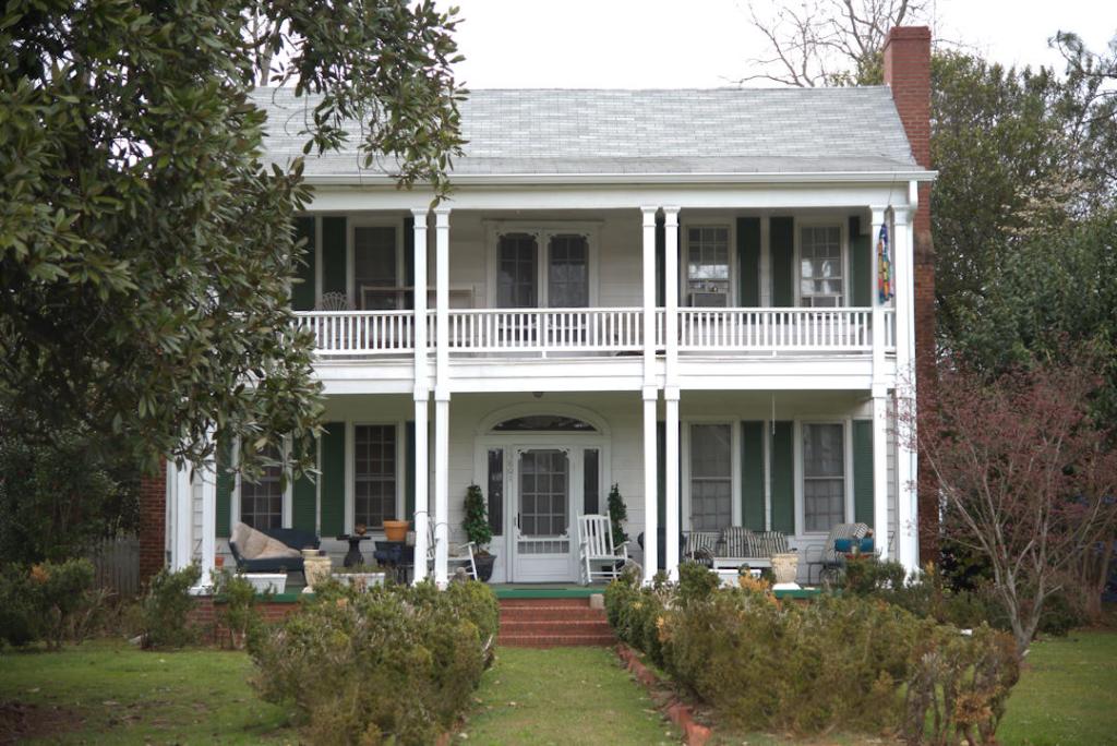 Federal-Style House, 1830s, Zebulon | Vanishing Georgia: Photographs by ...
