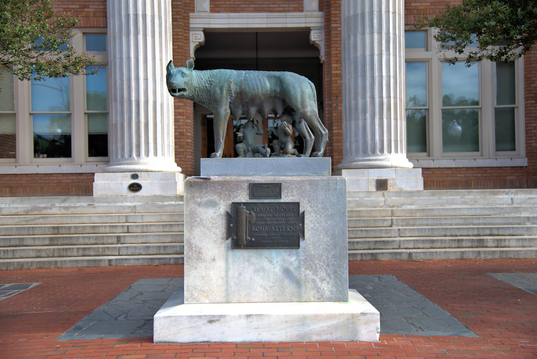 Capitoline Wolf Statue, 1929, Rome | Vanishing Georgia: Photographs by ...