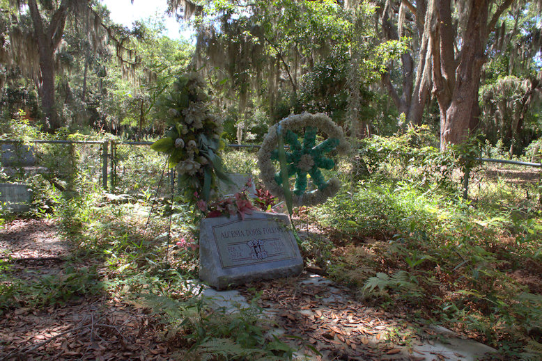 Strangers Cemetery, St. Simons Island | Vanishing Georgia: Photographs ...