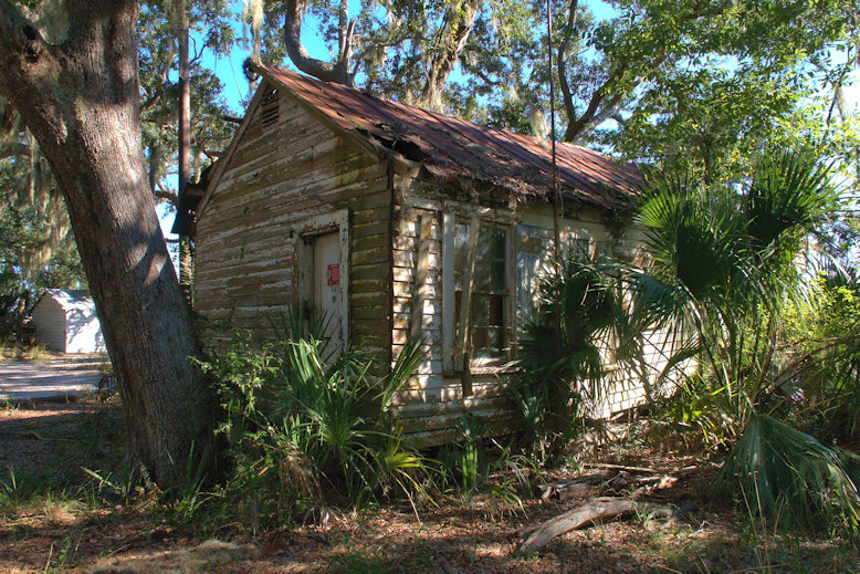 Old Post Office, Valona | Vanishing Georgia: Photographs by Brian Brown