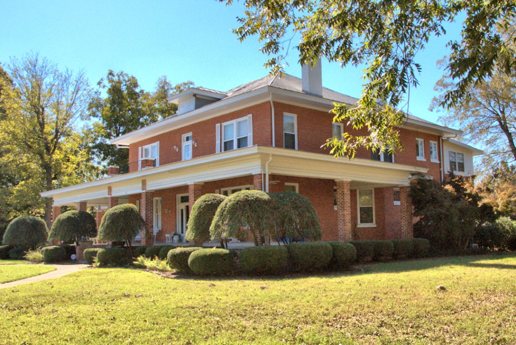 Colonial Revival House, 1904, Maxeys | Vanishing Georgia: Photographs ...