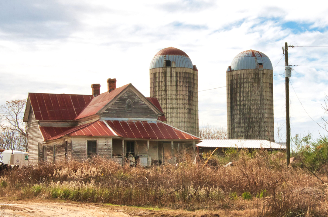 Folk Victorian Farmhouse & Silos, Emmalane | Vanishing Georgia ...