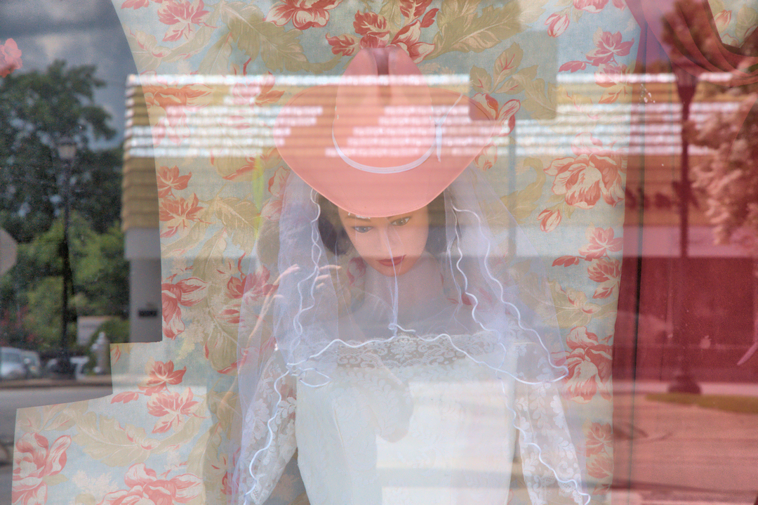 Thrift Store Window Display, Sylvania | Vanishing Georgia: Photographs ...