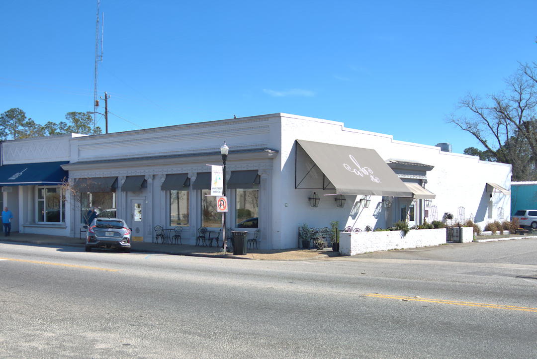 Suwannee Store, Hahira | Vanishing Georgia: Photographs by Brian Brown