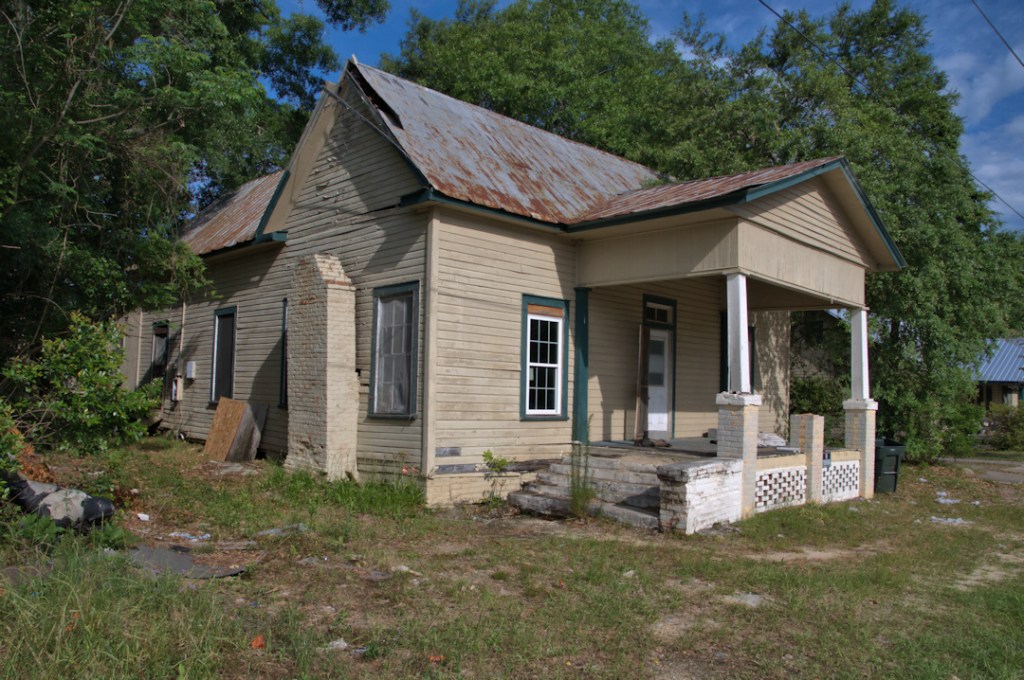 Lyons GA | Vanishing Georgia: Photographs by Brian Brown