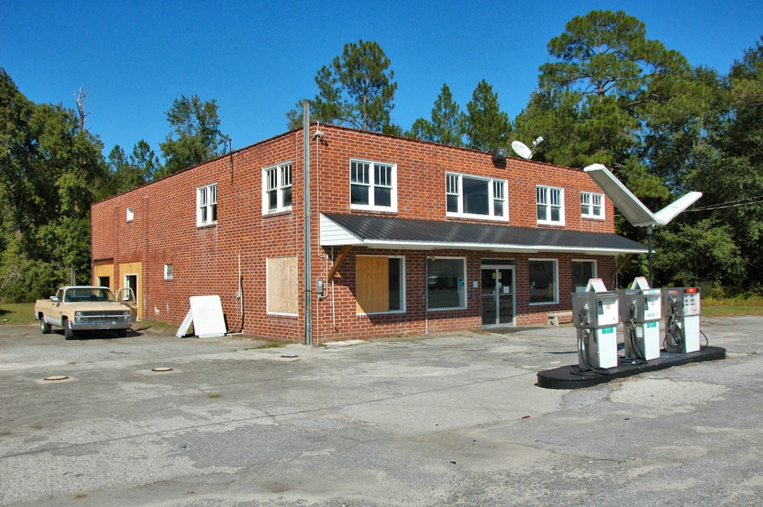 Shuman’s Lumber Supply, Bryan County | Vanishing Georgia: Photographs ...
