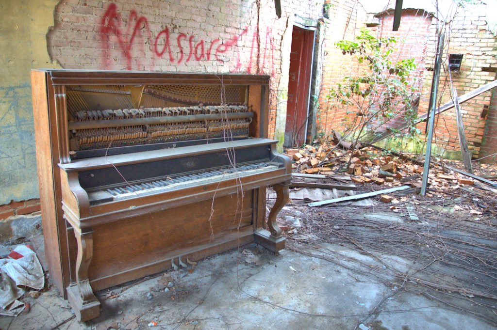 Abandoned Store Interior, Oakfield | Vanishing Georgia: Photographs by ...