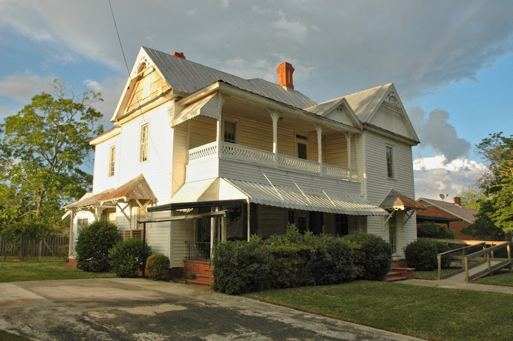 Folk Victorian House, Wrens | Vanishing Georgia: Photographs by Brian Brown