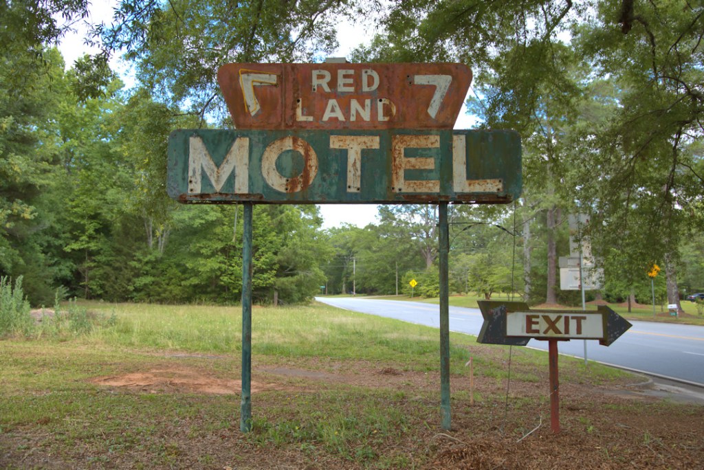 Georgia Motels & Motor Courts | Vanishing Georgia: Photographs by Brian ...