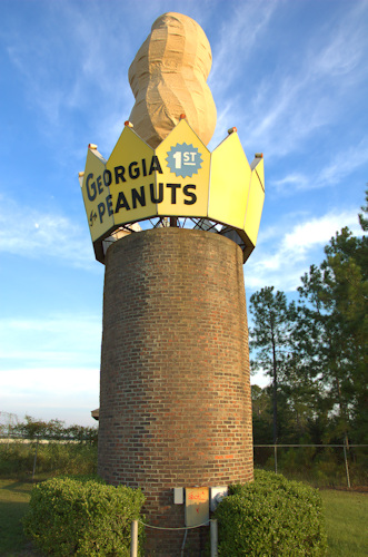 World’s Largest Peanut, 1975, Ashburn | Vanishing Georgia: Photographs ...