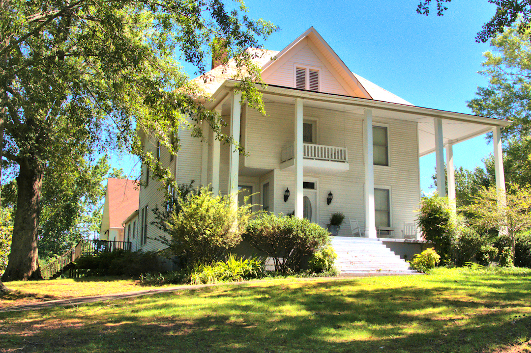 Eclectic House, Buchanan | Vanishing Georgia: Photographs by Brian Brown