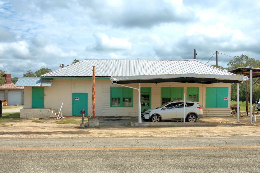 Georgia Depots & Railroadiana | Vanishing Georgia: Photographs by Brian ...