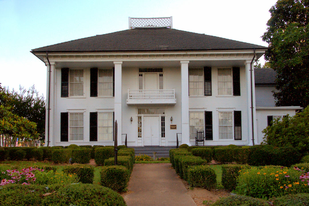 Marsh House, Circa 1836, LaFayette | Vanishing Georgia: Photographs by ...