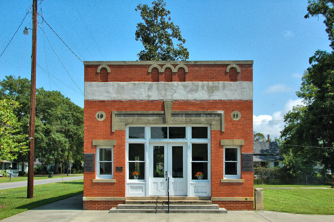 Bank of Surrency, 1911, Appling County | Vanishing Georgia: Photographs ...