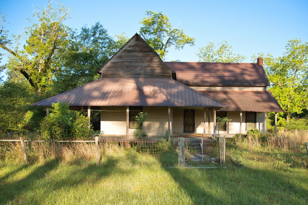 Newnan GA | Vanishing Georgia: Photographs by Brian Brown