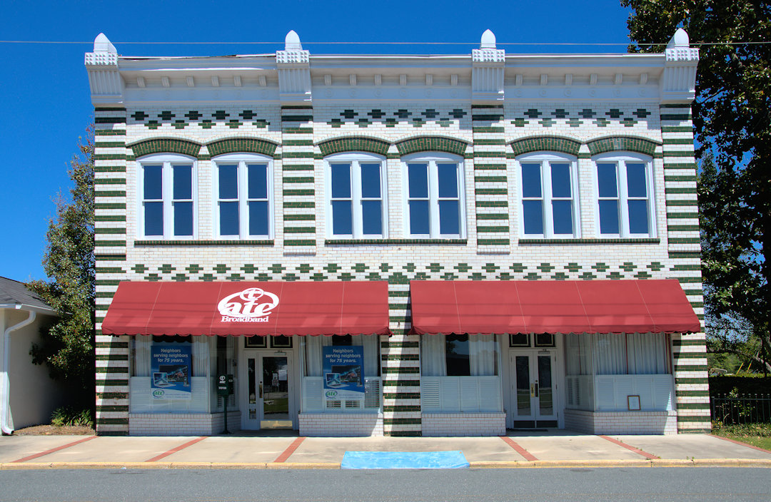 Alma GA | Vanishing Georgia: Photographs by Brian Brown | Page 2