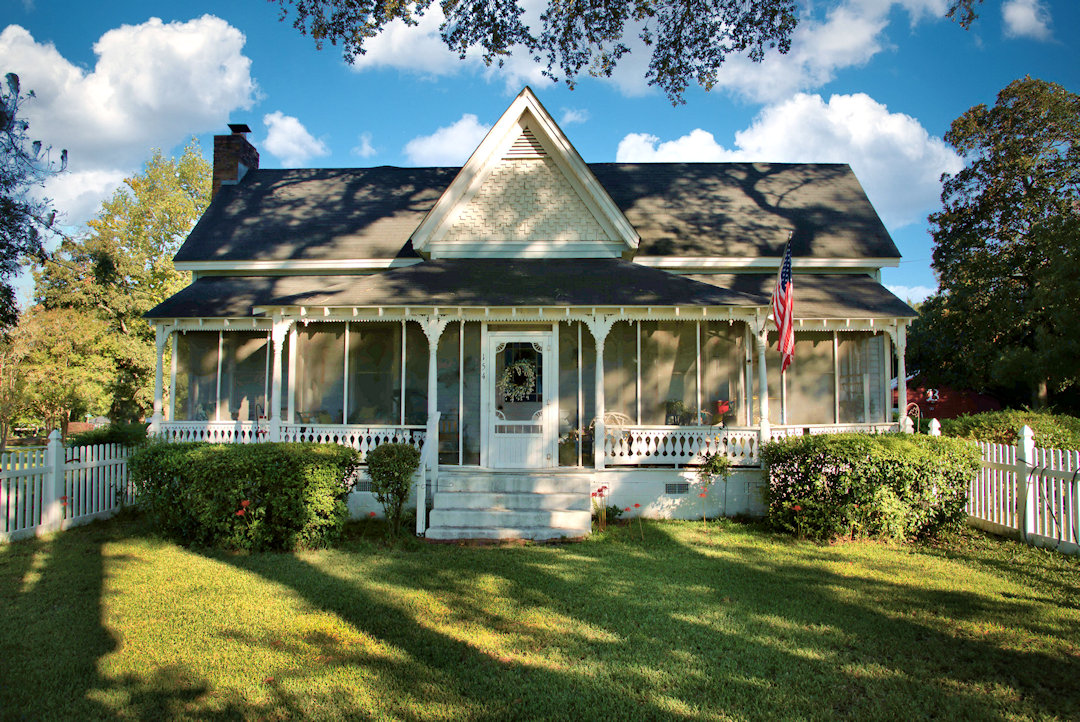 Queen Anne Cottage, Circa 1889, Sasser | Vanishing Georgia: Photographs ...