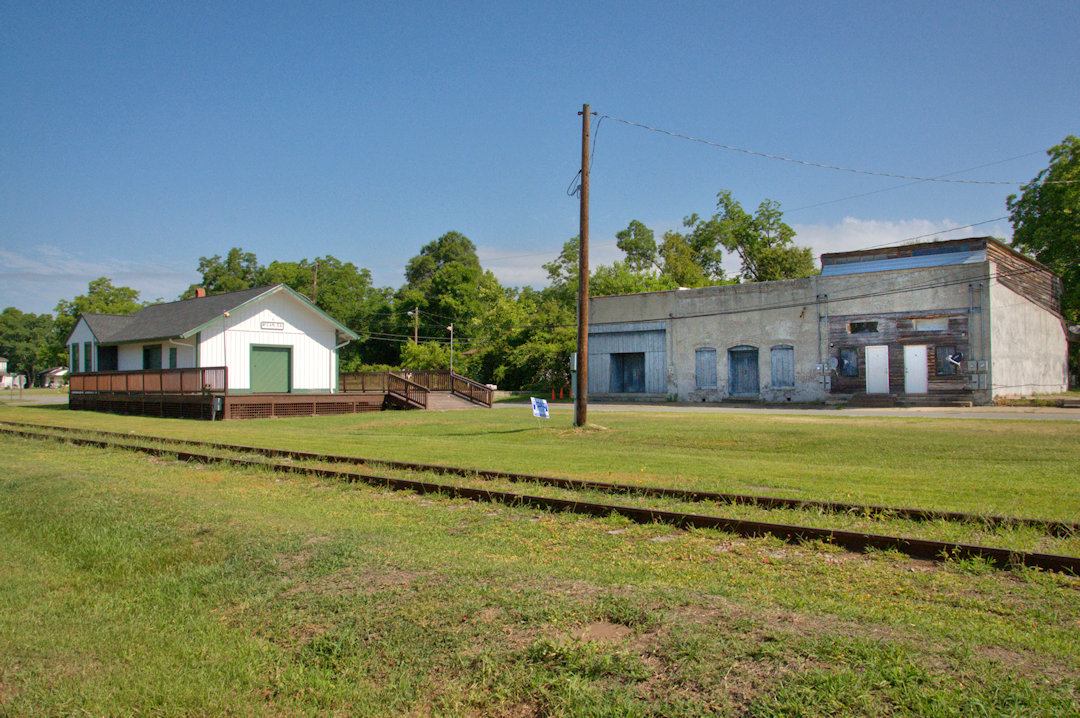 Georgia Depots & Railroadiana | Vanishing Georgia: Photographs by Brian ...
