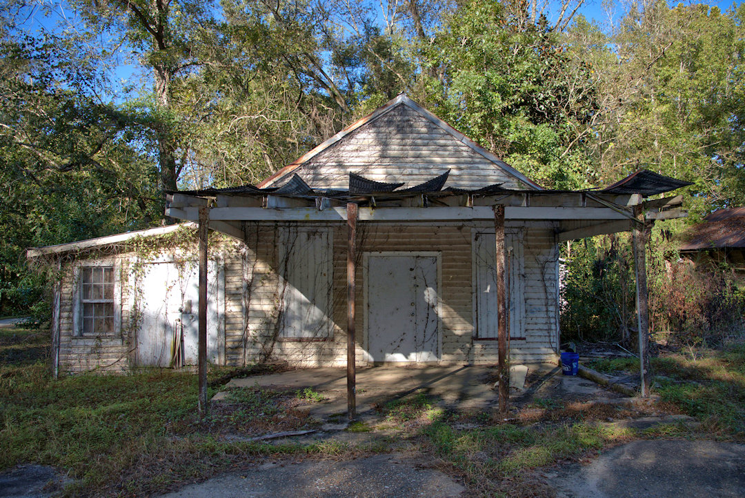 Exploring Morris, GA: The Last Surviving General Store