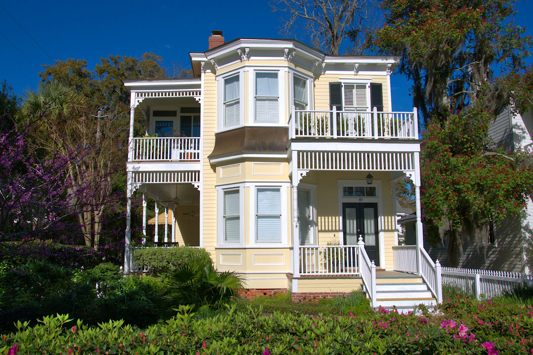 Explore the Isle of Hope's Charming Victorian Homes